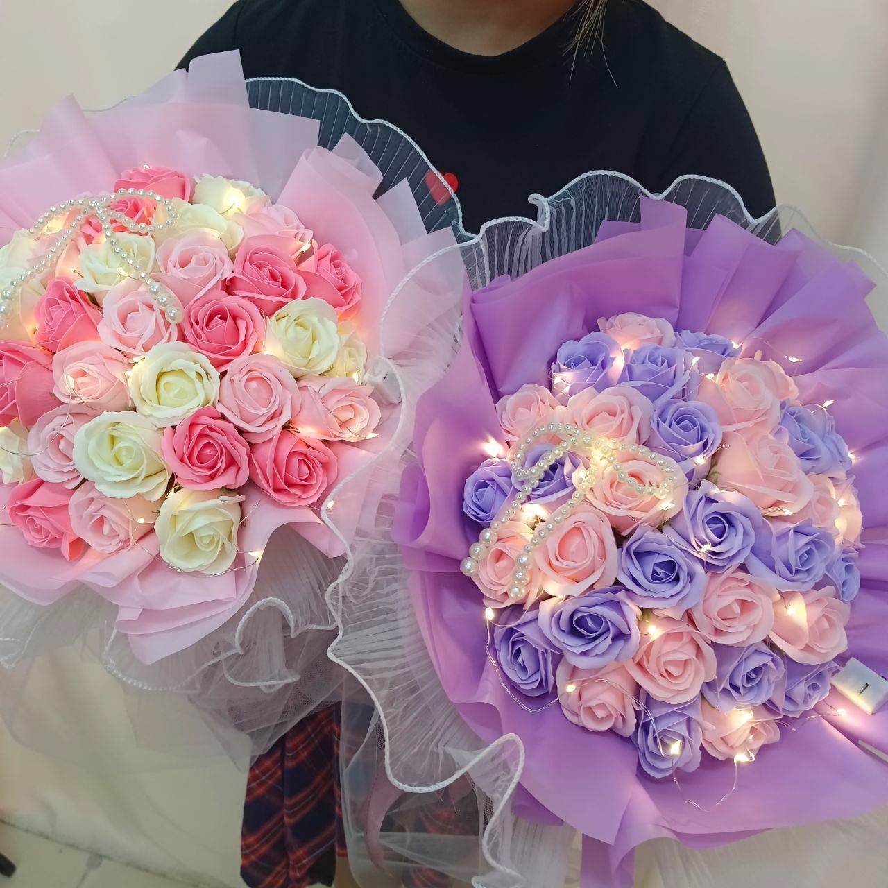 33 Stalk Soap Roses Flower Bouquet Modern Elegance Bouquet Cheras ...