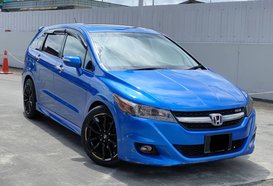 Honda Stream Rsz