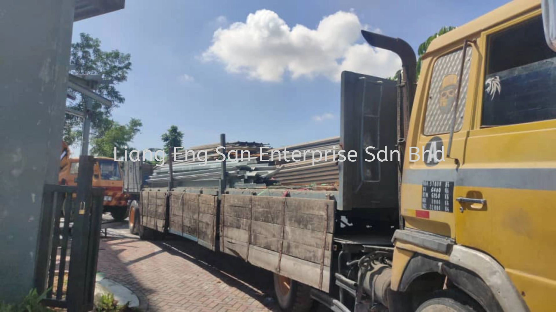 RENTAL LORRY CARGO TRAILER 40 FOOT rental-lorry-cargo-trailer-40-foot