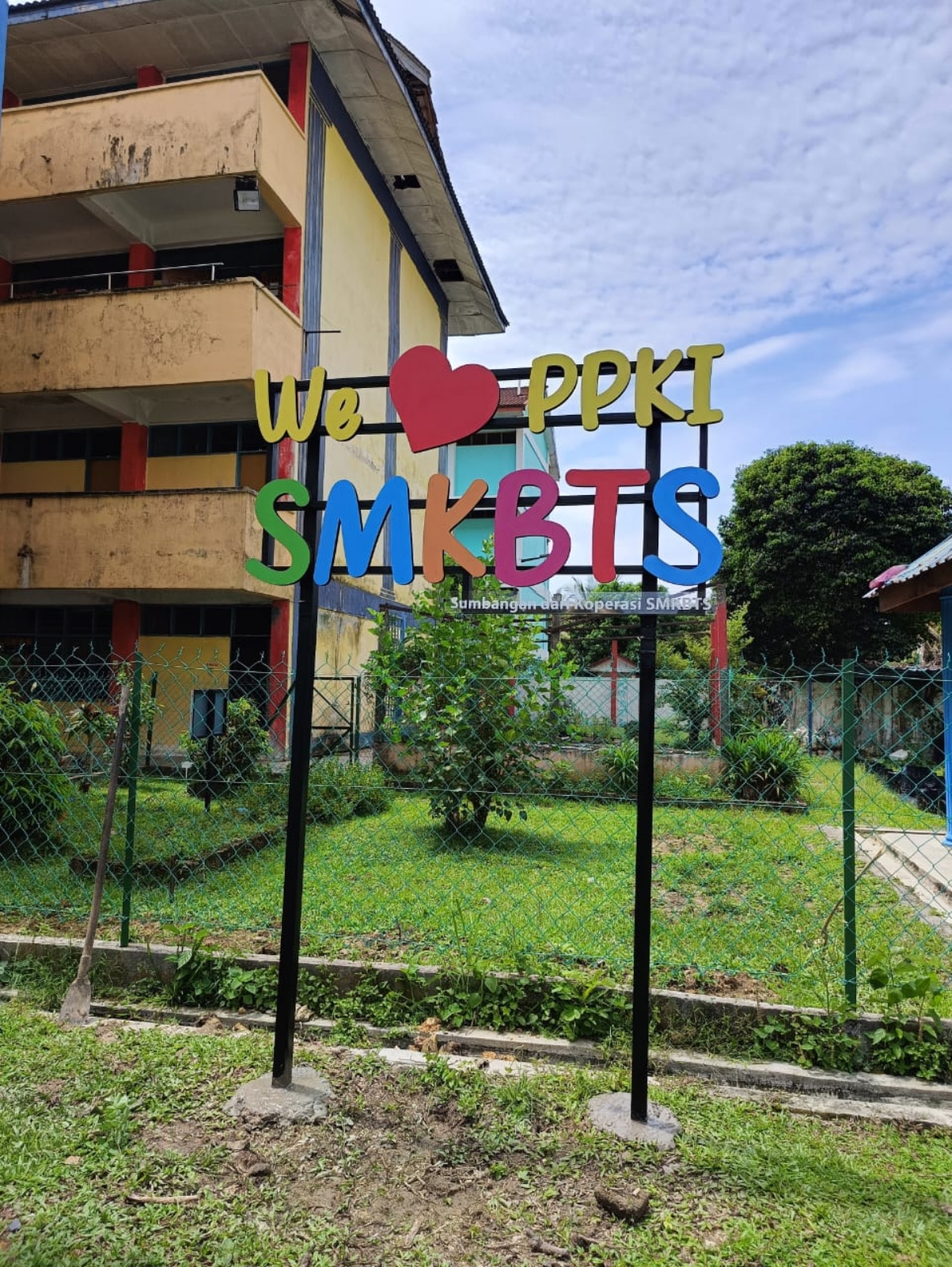 OUTDOOR SCHOOL LANDMARK STAND SIGNBOARD INSTALLATION AT SHAN ALAM ...