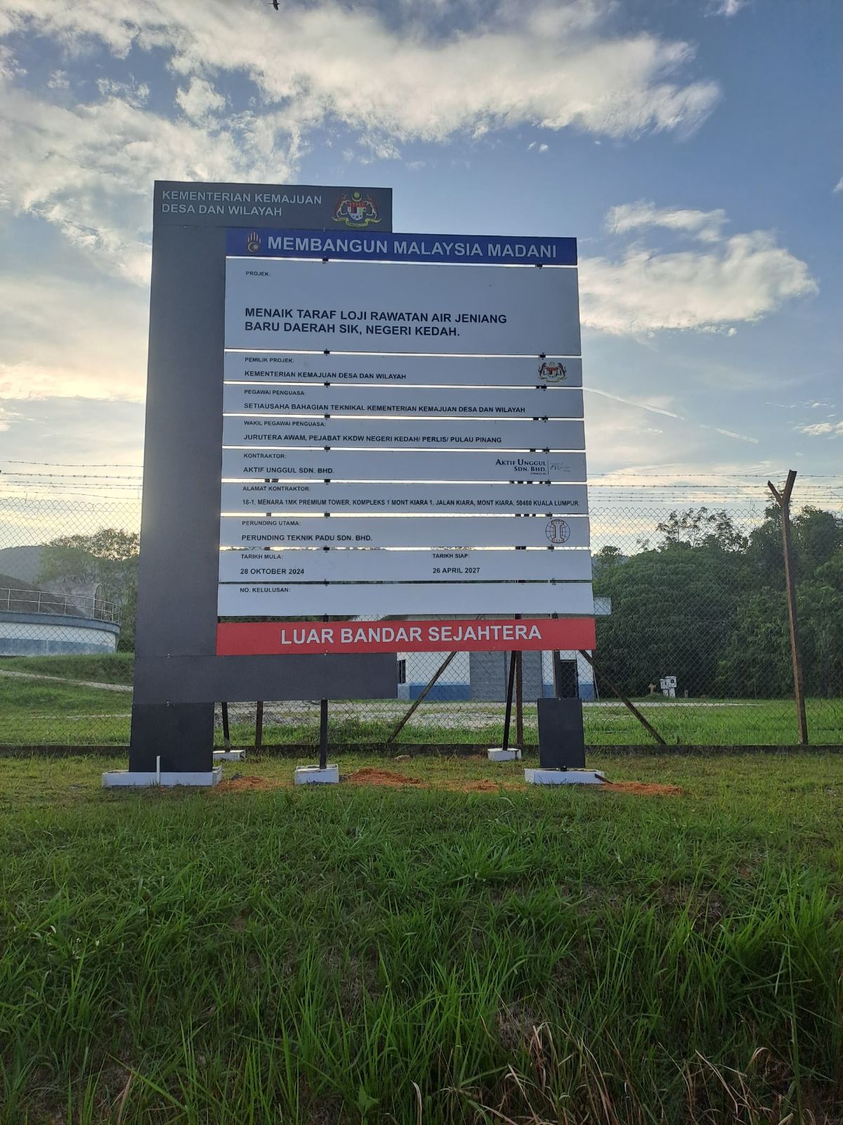CONSTRUCTION PROJECT SIGNBOARD INSTALLATION SERVICE AT TELUK CEMPEDAK ...