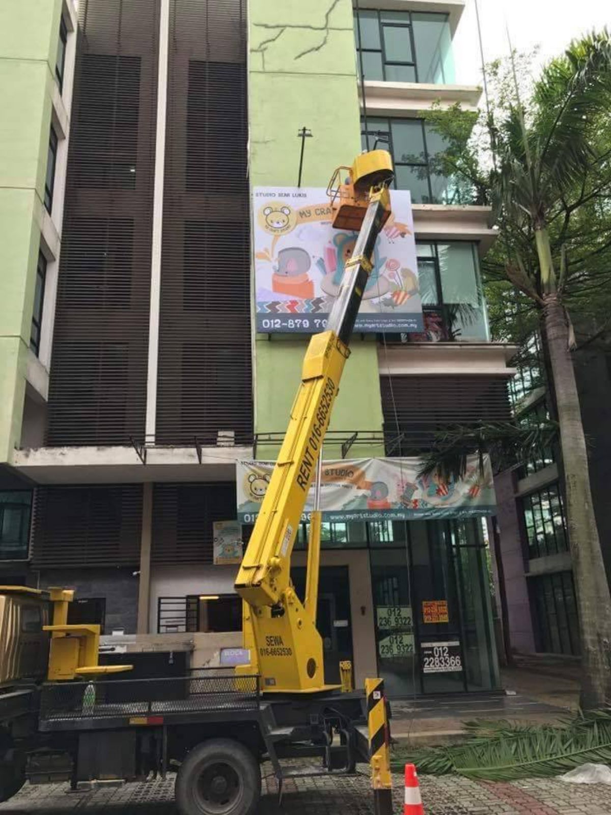 My Graft Studio Billboard Signage At Klang Penang, Malaysia Light Box ...
