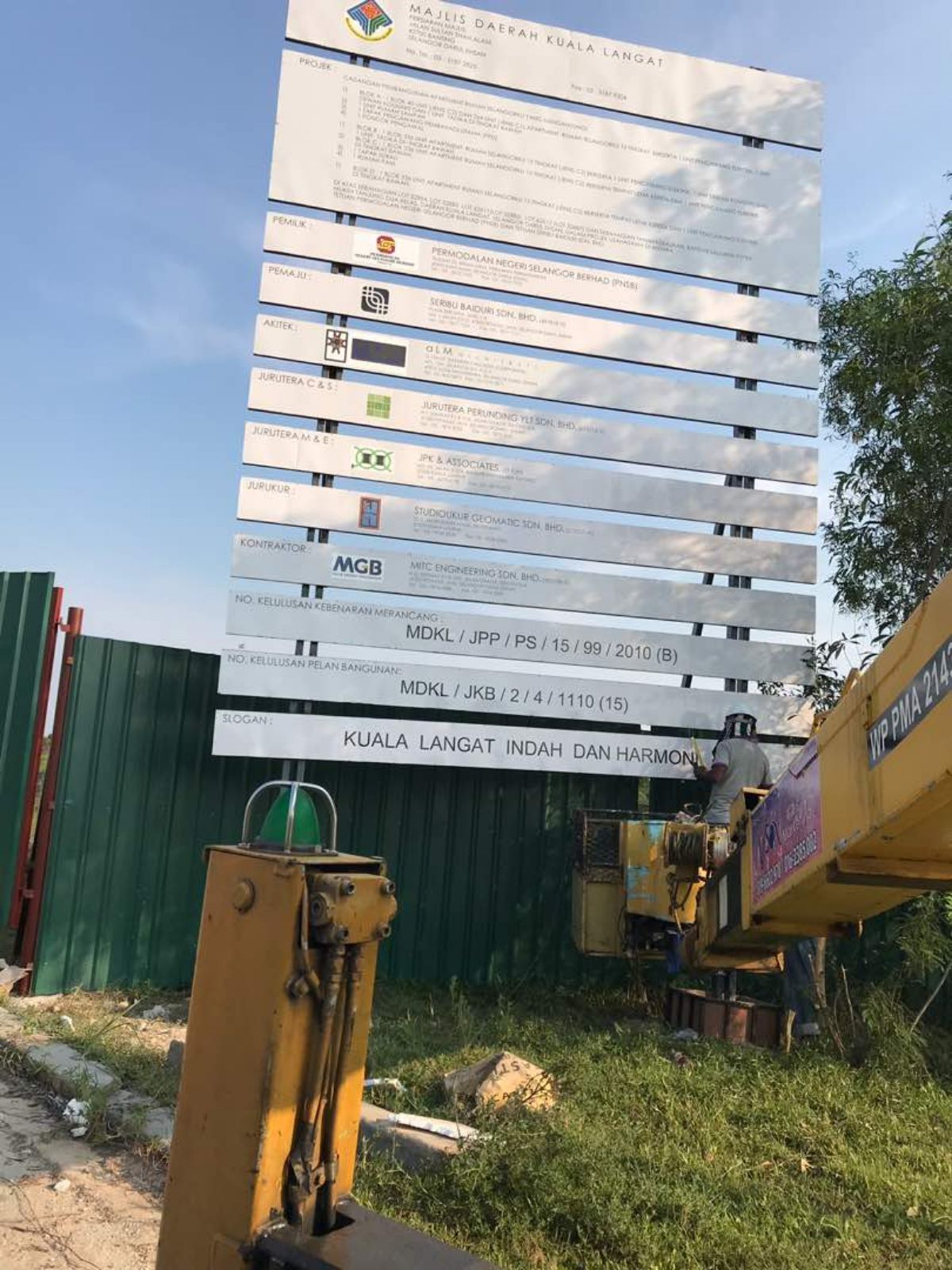 BUILDING PROJECT SIGNBOARD SIGNAGE INSTALL DESIGN SERVICE AT PENANG ...