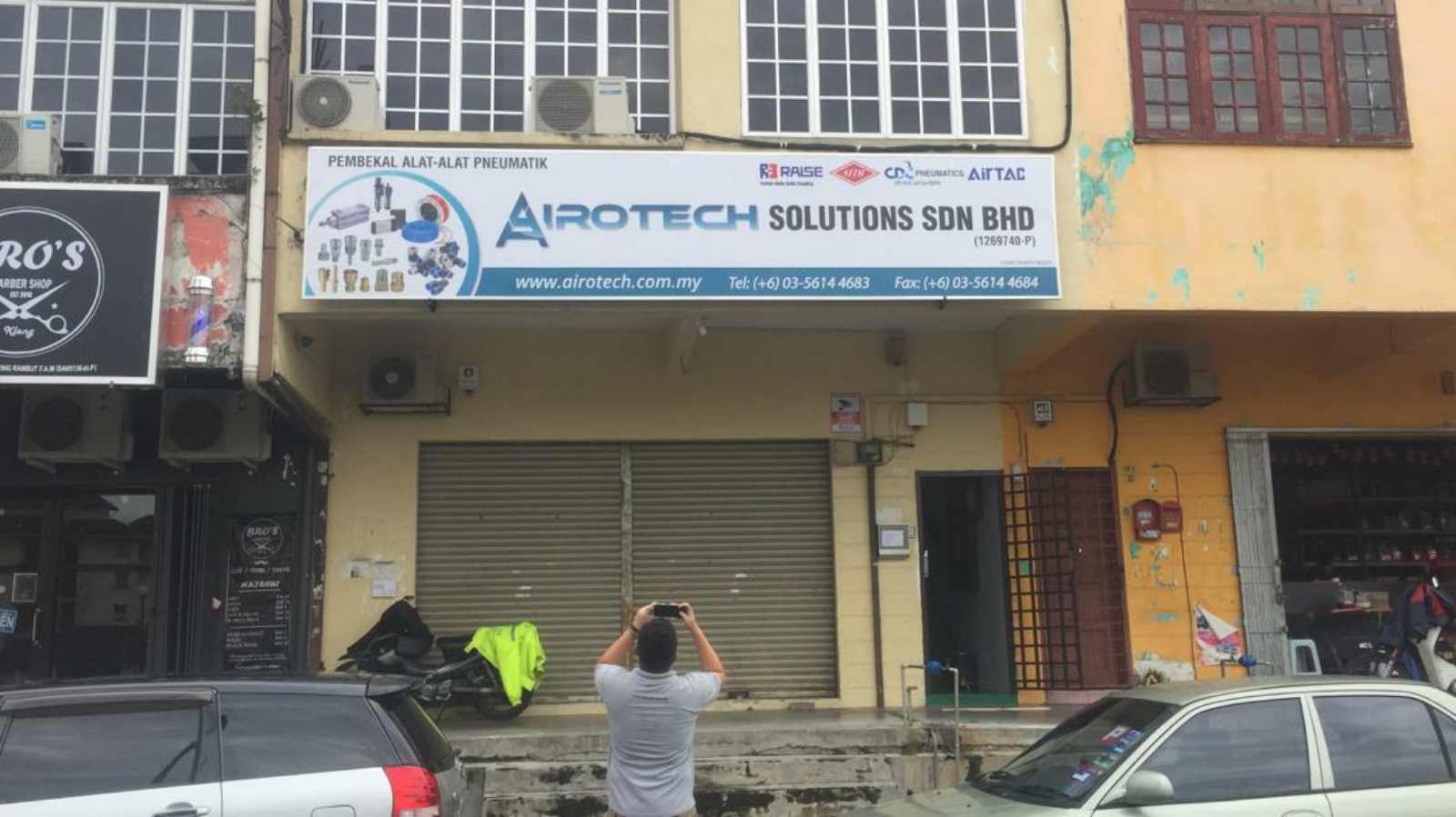 Normal No Light Metal G.I Signboard Signage At Kuala Lumpur Klang ...