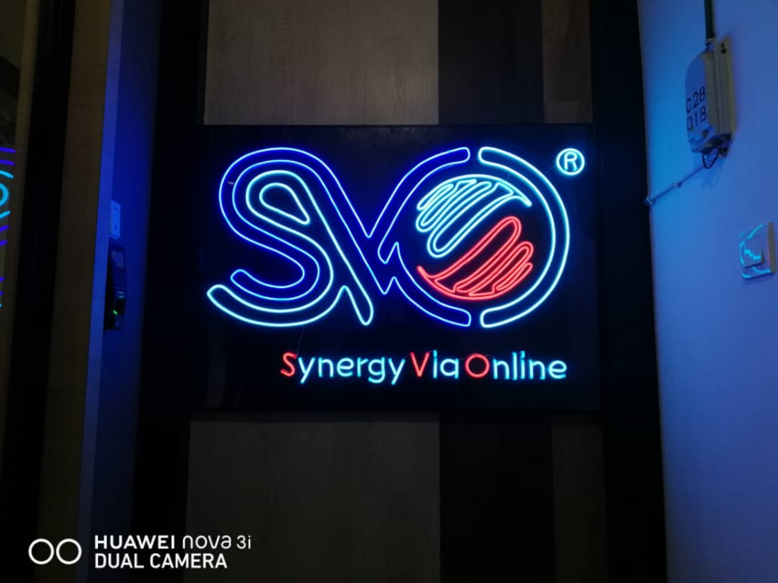 CUSTOM NEON LIGHT SIGNBOARD FOR RETAIL & CAFES IN JURU HEIGHTS, GEORGE ...