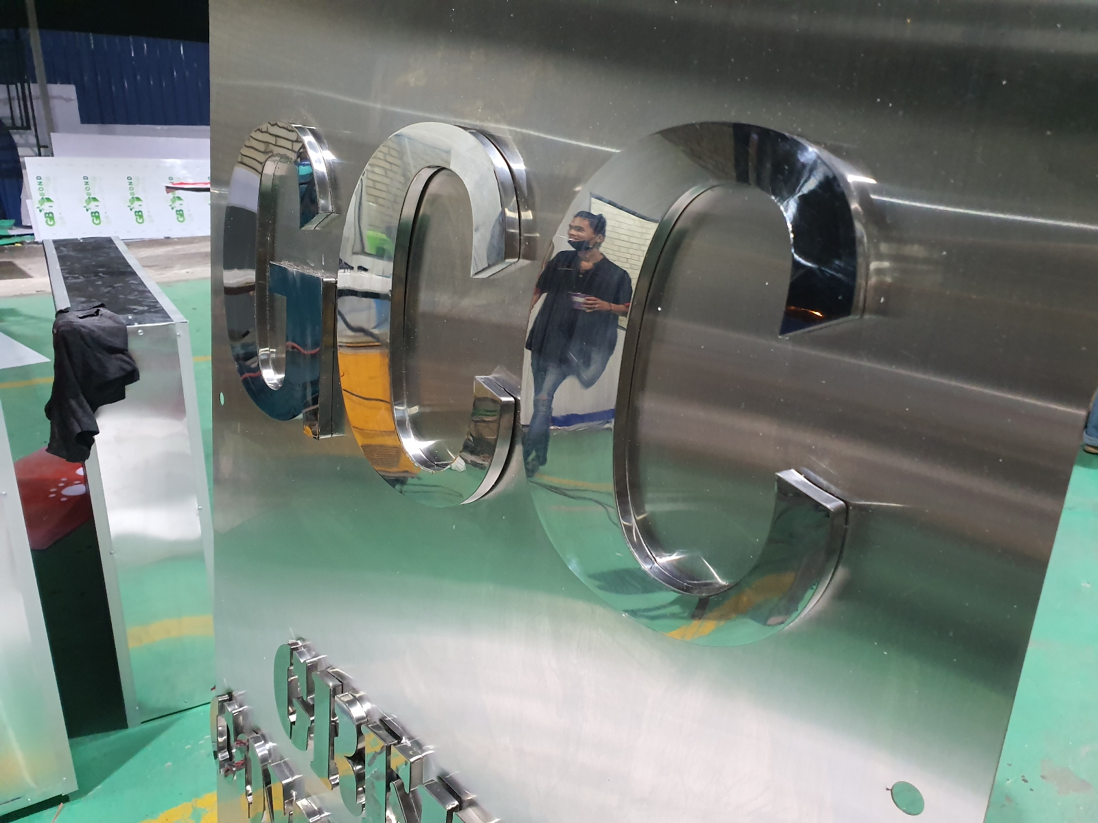 Green Convenience Centre 3d Stainless Steel Silver Mirror Box Up ...
