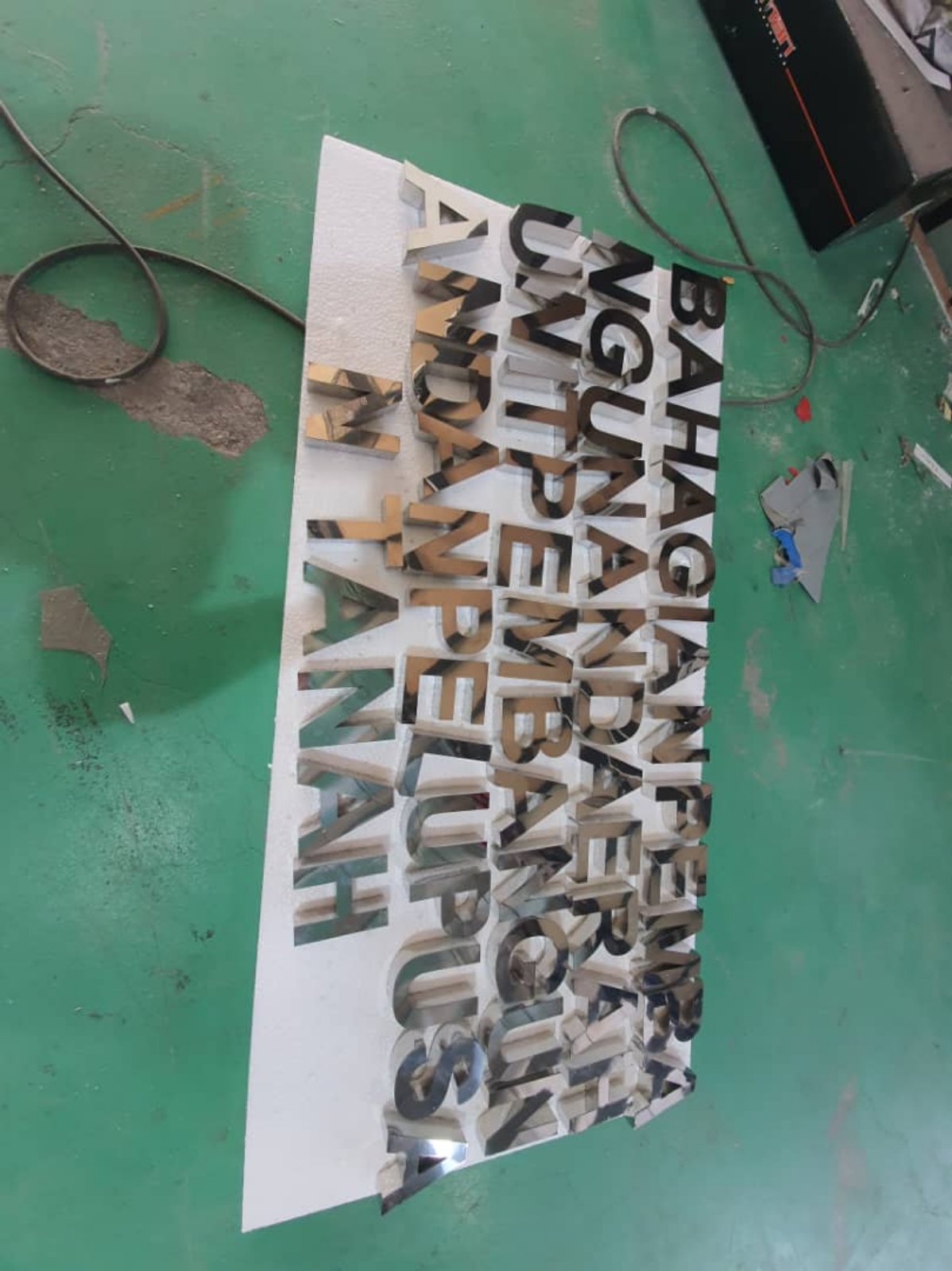 Stainless Steel Box Up 3d Lettering Signage Signboard STAINLESS STEEL ...