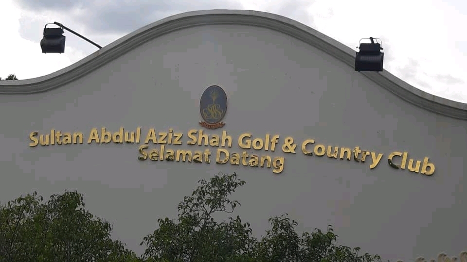 Sultan Abdul Aziz Shah Golf Country Club Stainless Steel Gold Mirror ...