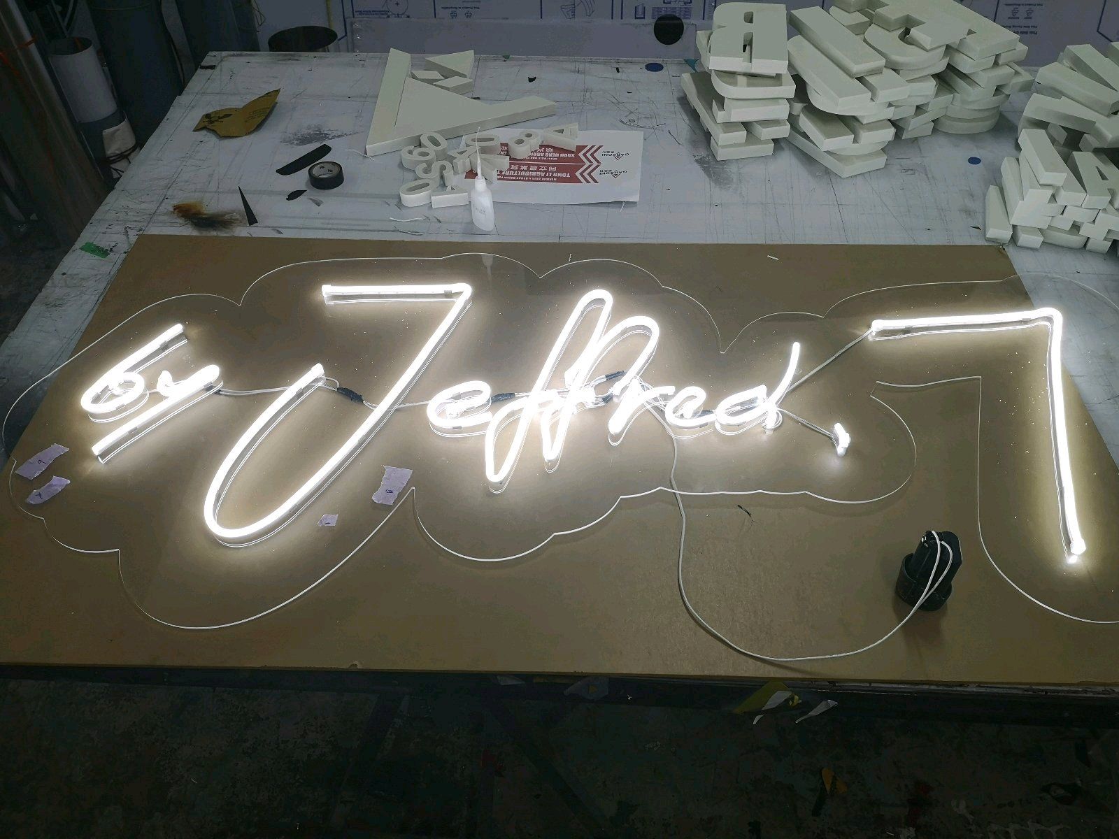 Restoran Thai Syok Neon Led Bar Signage Design At Center I-city Mall ...