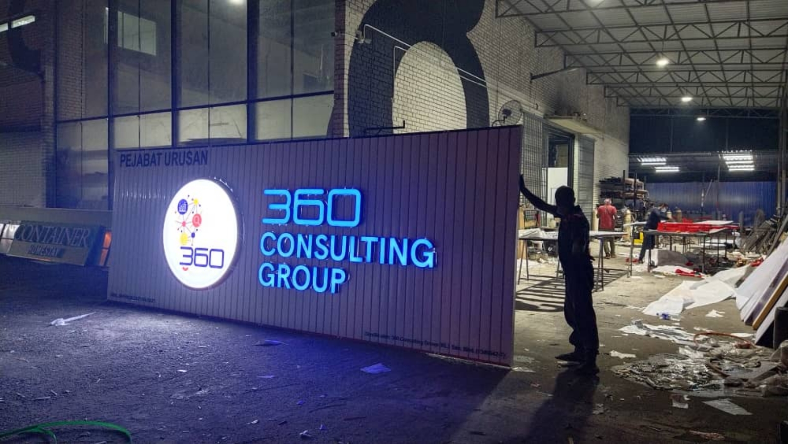 360 Consulting Group Aluminium Trism Base 3d Box Up Led Frontlit ...