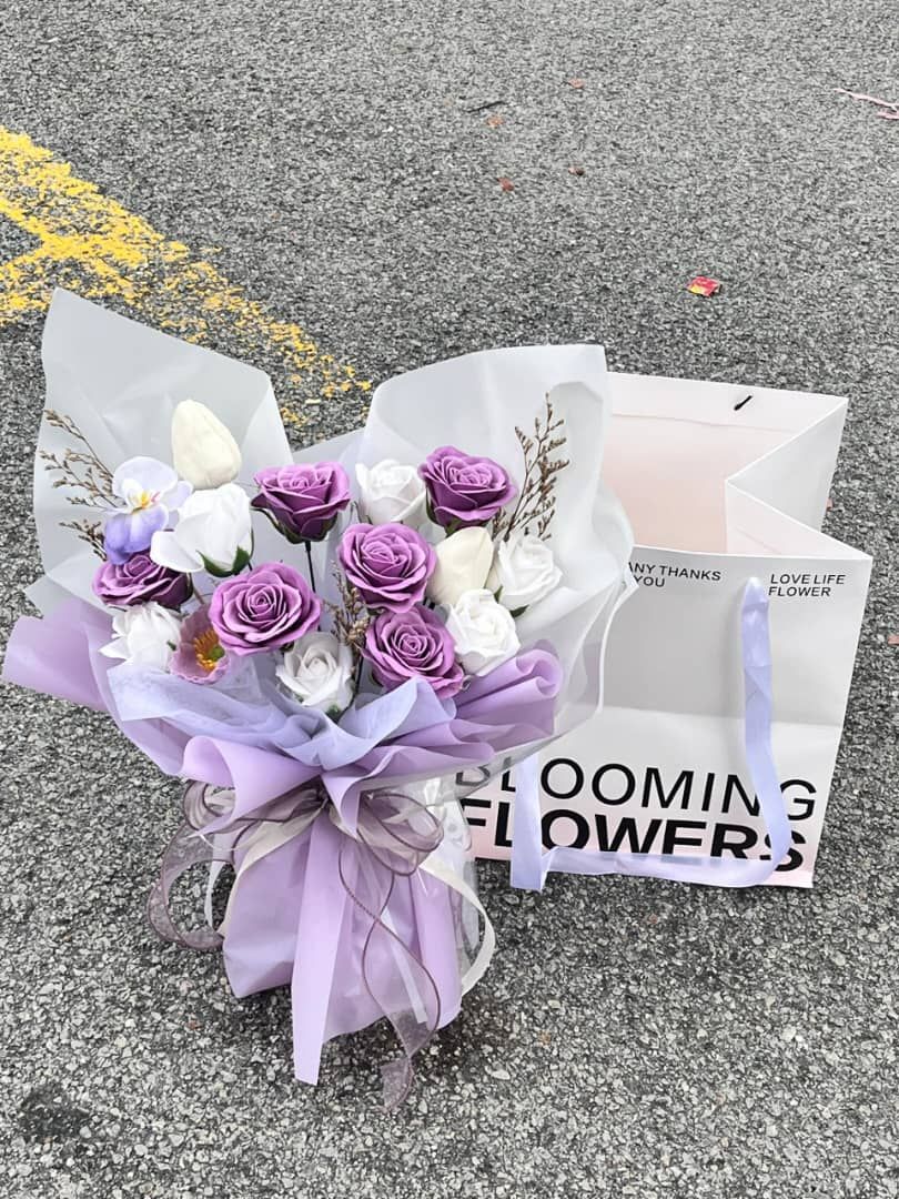 16 Stalk Soap Flower Bouquet Modern Elegance Bouquet Cheras, Selangor ...