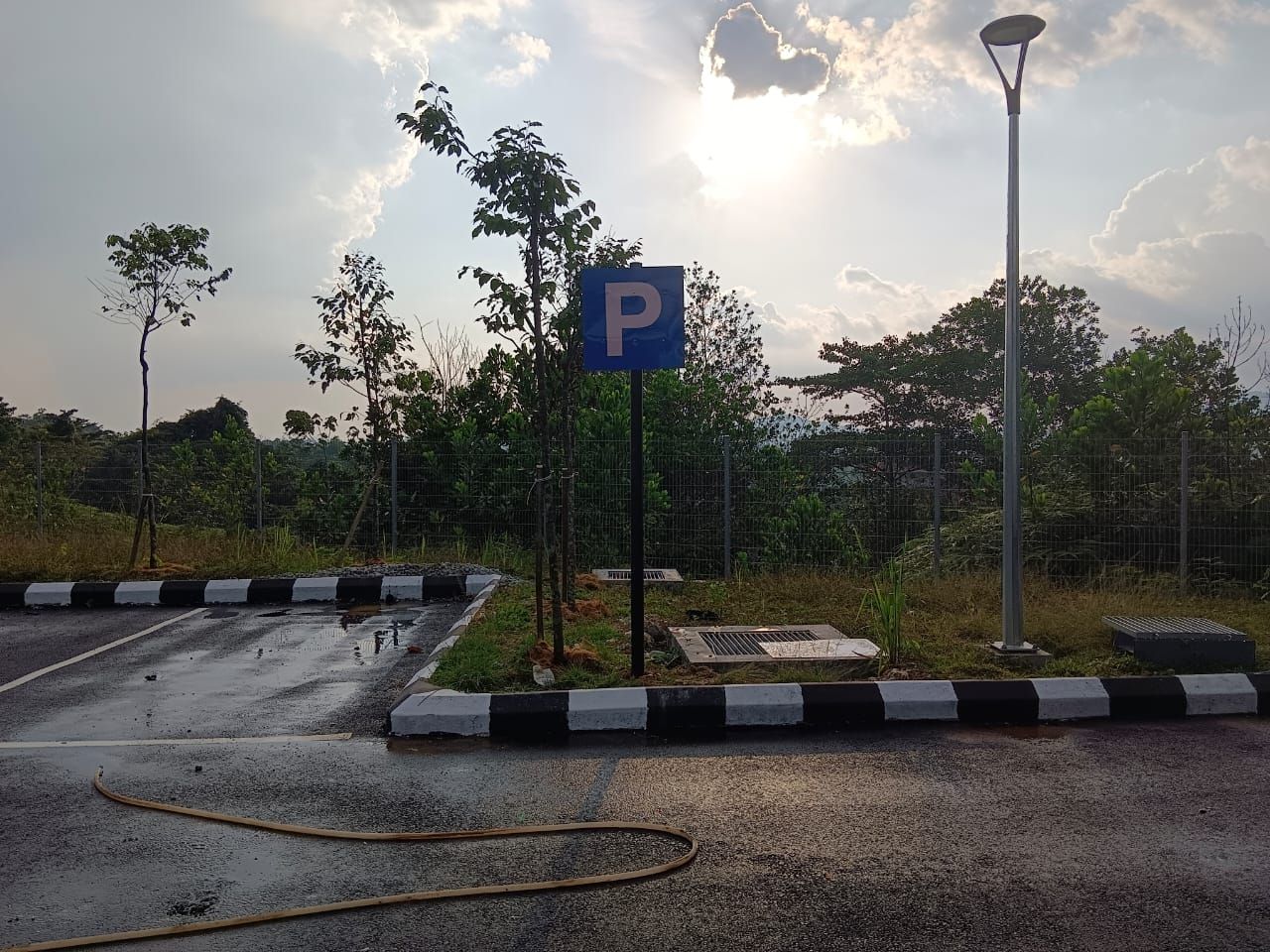 PARKING SIGN JKR ROAD STAND SIGNAGE AT IPOH PENANG PINANG MALAYSIA JKR ...