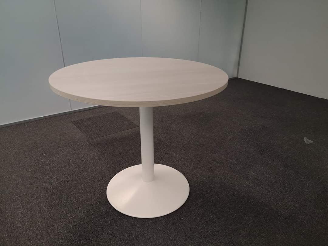 Round Discussion Table With Drum Metal Leg Office Workstation Furniture ...
