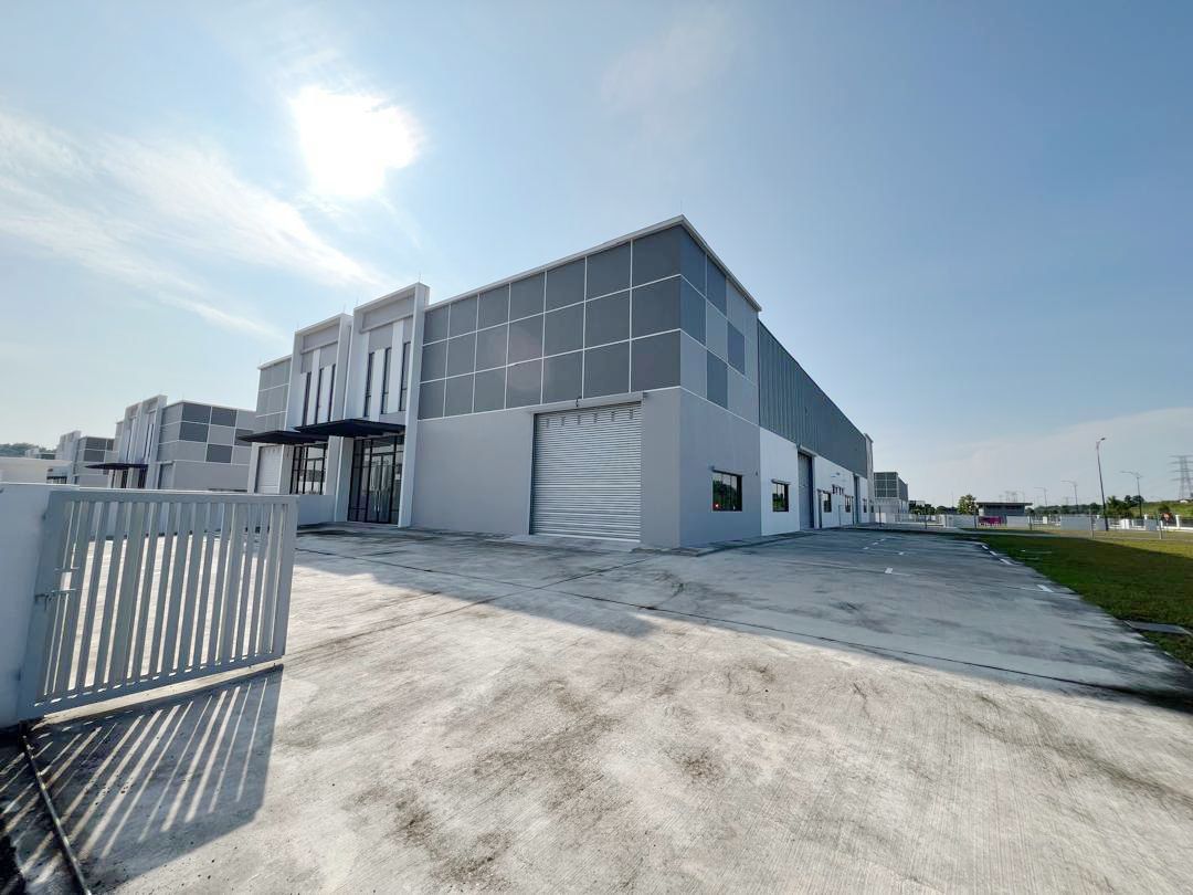 Eco Business Park 1 Cluster Factory (Phase 3) Corner Lot For Rent JB ...