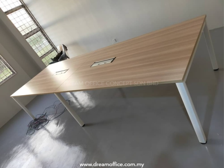 SVB Rectangular Meeting Table | Conference Table | Discussion Table ...